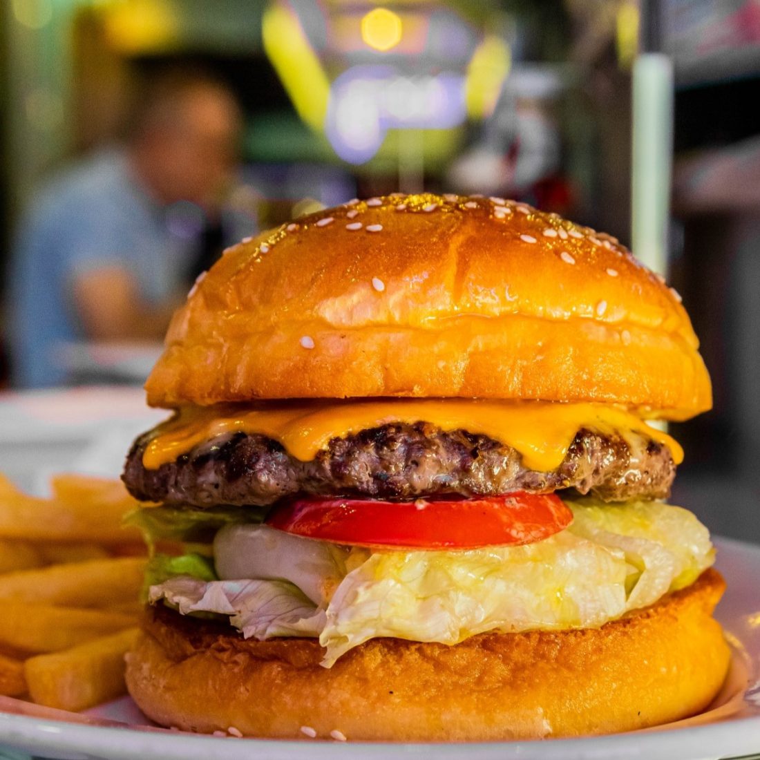Eddie's Burger | Eddie's Diner - New York Deli & Diner
