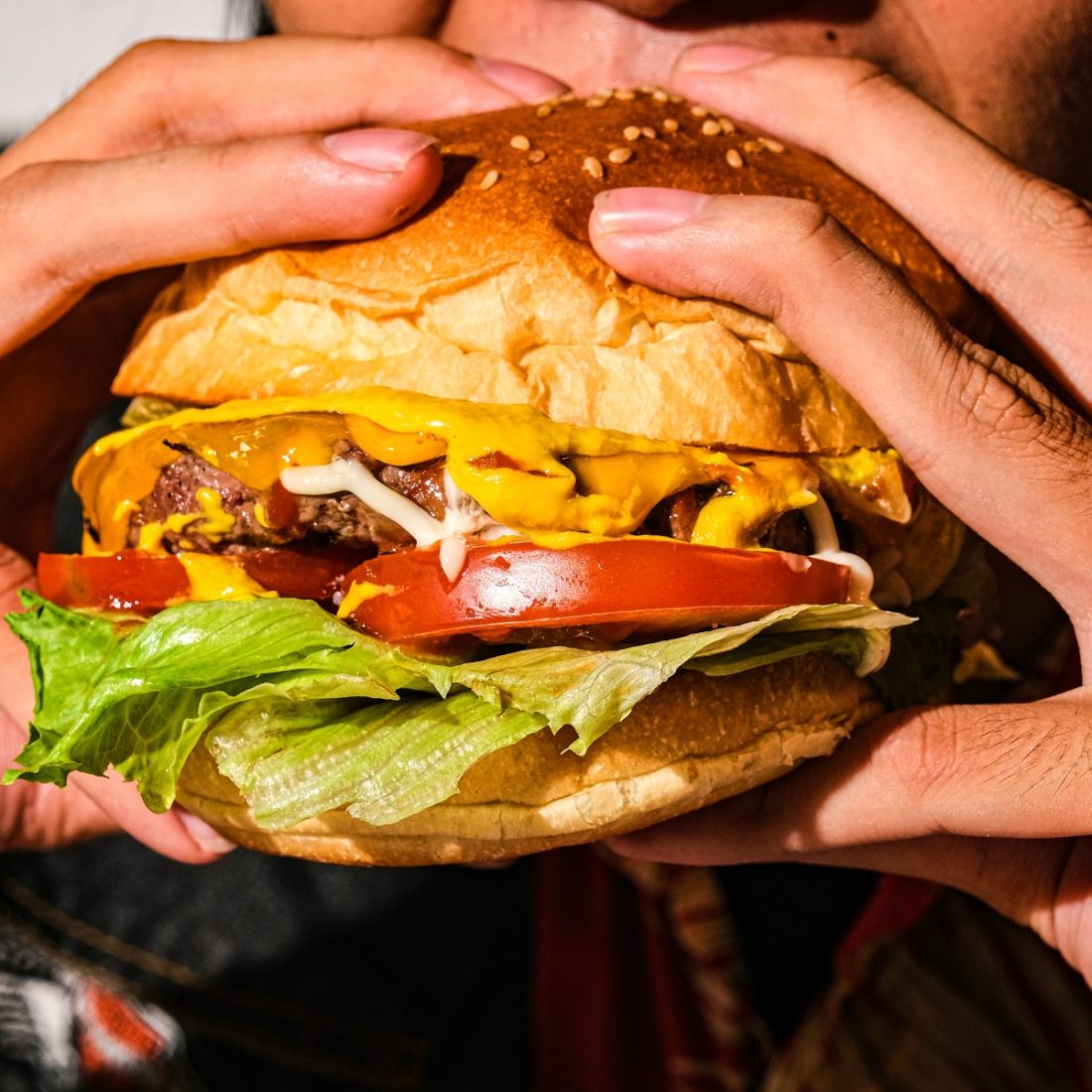 Eddie's Burger | Eddie's Diner - New York Deli & Diner